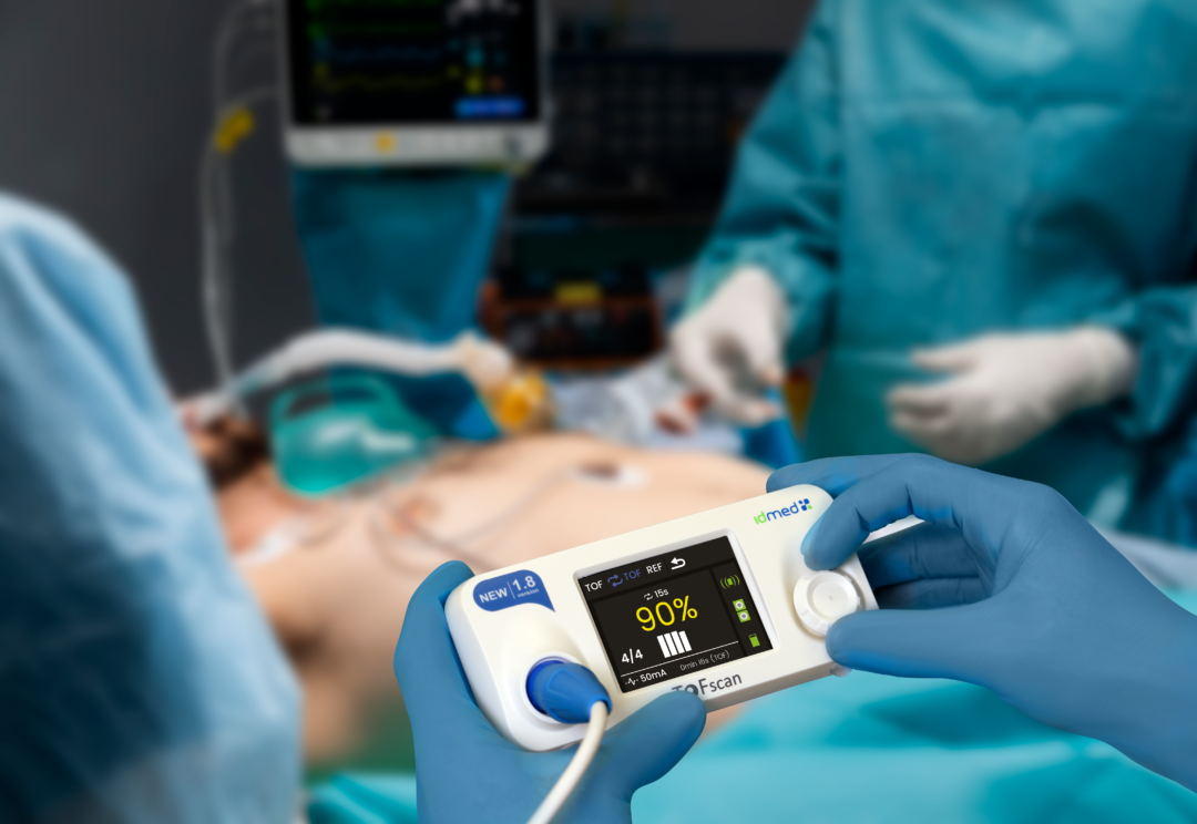 different-doctors-doing-surgical-procedure | IDMED